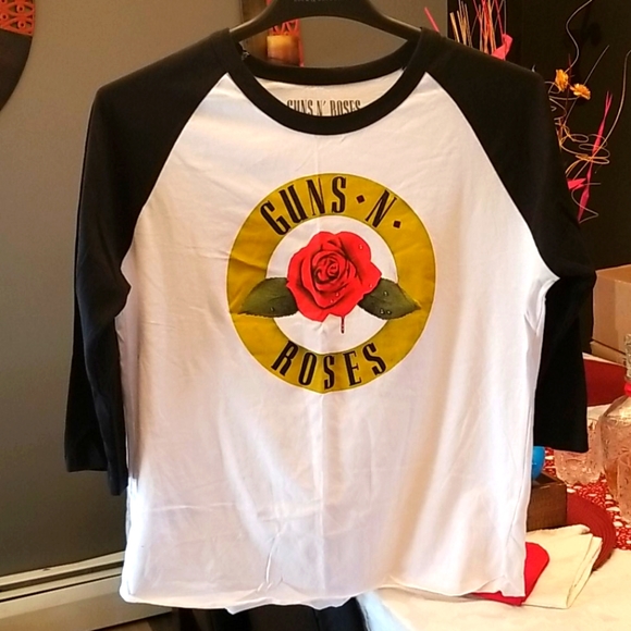 GNR | Tops | Official Gnr Top | Poshmark